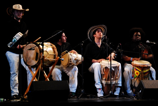 Los Colombian Roots honran sus raíces - El Diario NY