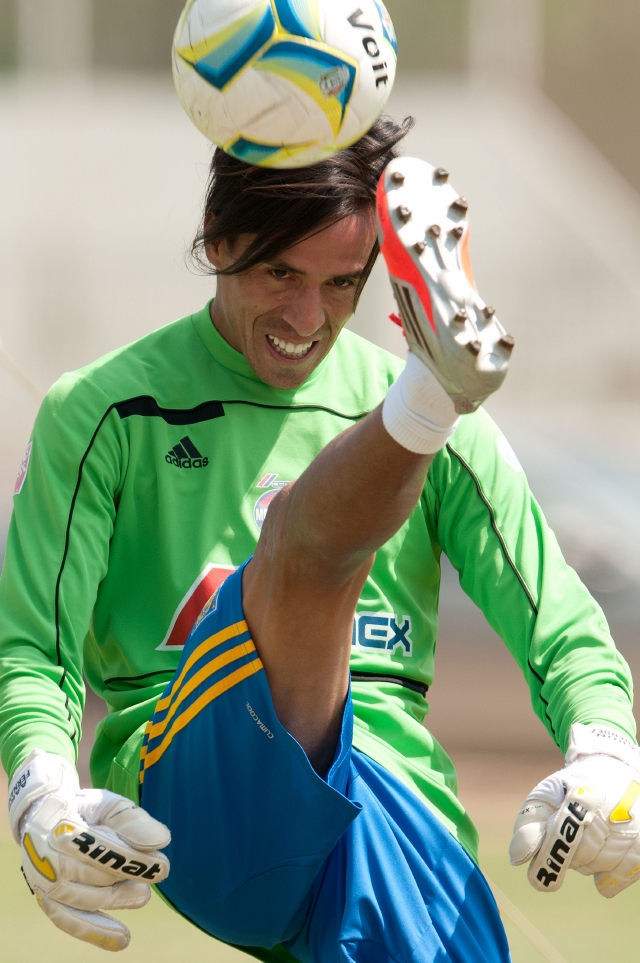 Lucas Lobos es nuevo mexicano - El Diario NY