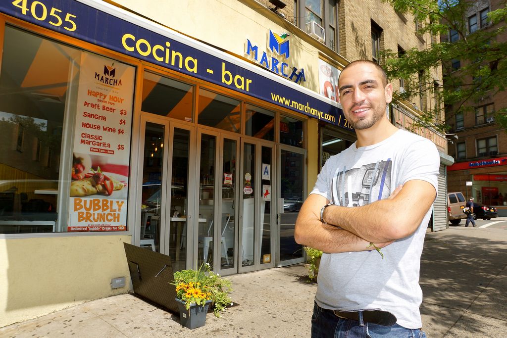Ecuatoriano a toda “Marcha” en restaurante en NYC - El Diario NY
