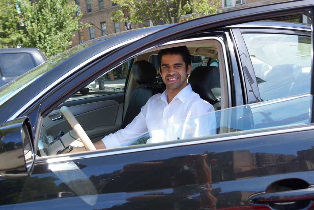 Taxista dominicano con sus sueños a bordo en Manhattan - El Diario NY