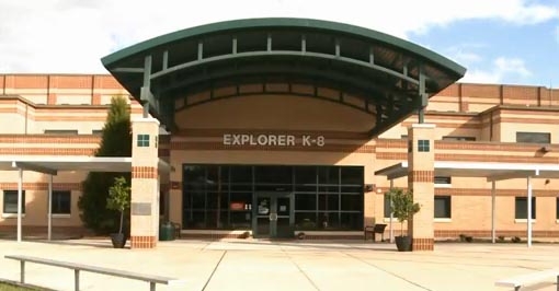 Castigan a maestra que obligó a menor a recitar jura de bandera - El ...