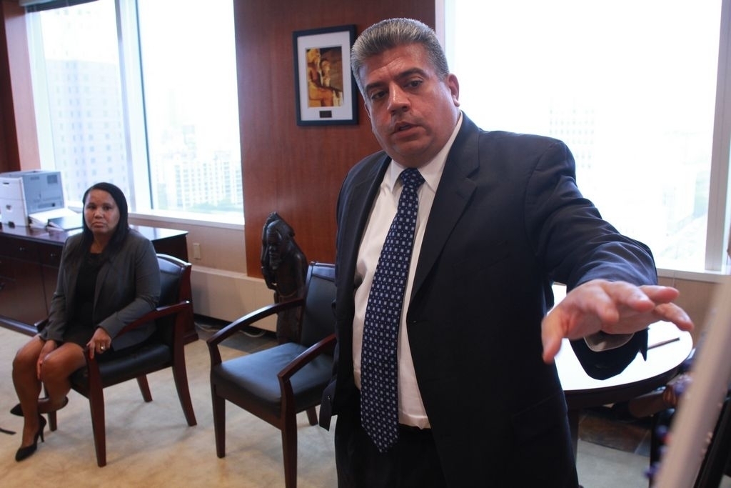 Maritza Ming y Eric González, dos hispanos en la Fiscalía de Kings ...