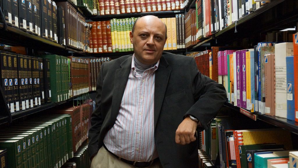 Ángel Esteban habla de "El escritor en su paraíso" - El Diario NY