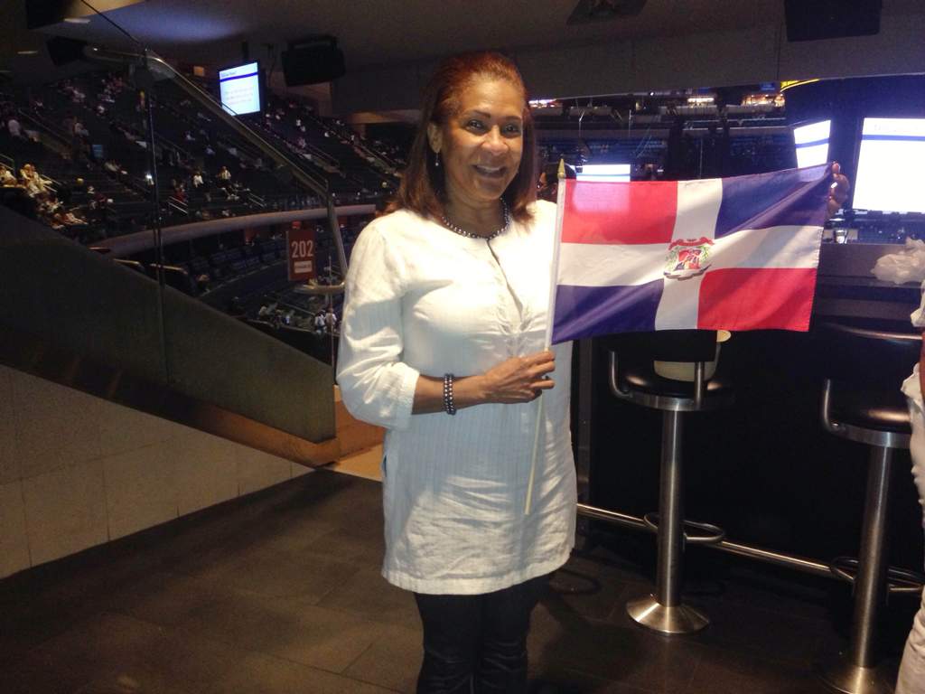 EN VIVO: Fervor latino por el Papa en el Madison Square Garden - El ...