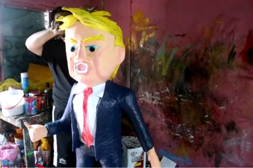 La piñata de Trump a la que "todo el mundo quiere pegar" (video) - El ...
