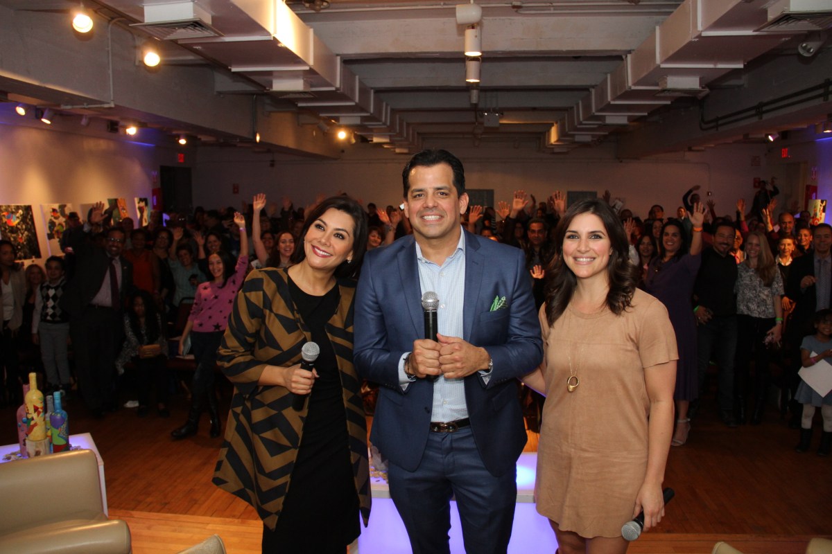 "Jorge Viera con la comunidad" llenó el Bronx Museum of the Arts - El ...
