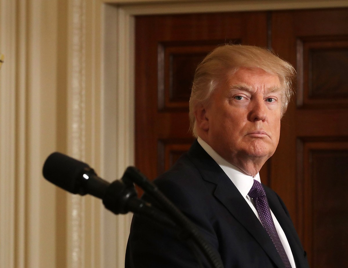 Juez bloquea orden ejecutiva de Trump contra "ciudades santuario" - El Diario NY