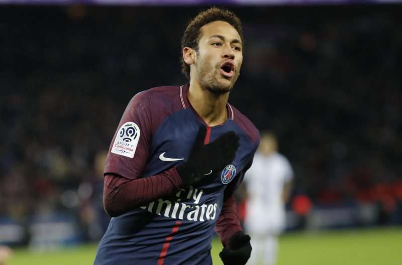 Túnel y rabona: Neymar vuelve a mostrar su enorme talento y ego ...