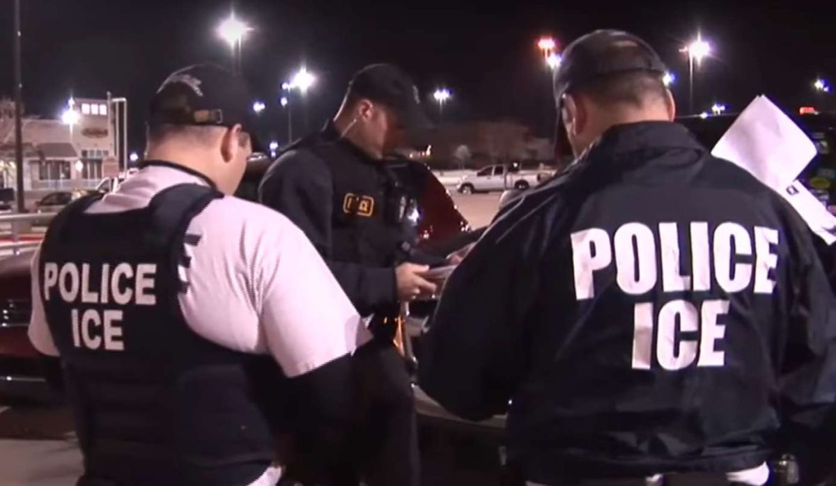 ICE va por indocumentados que escaparon a última redada en California ...