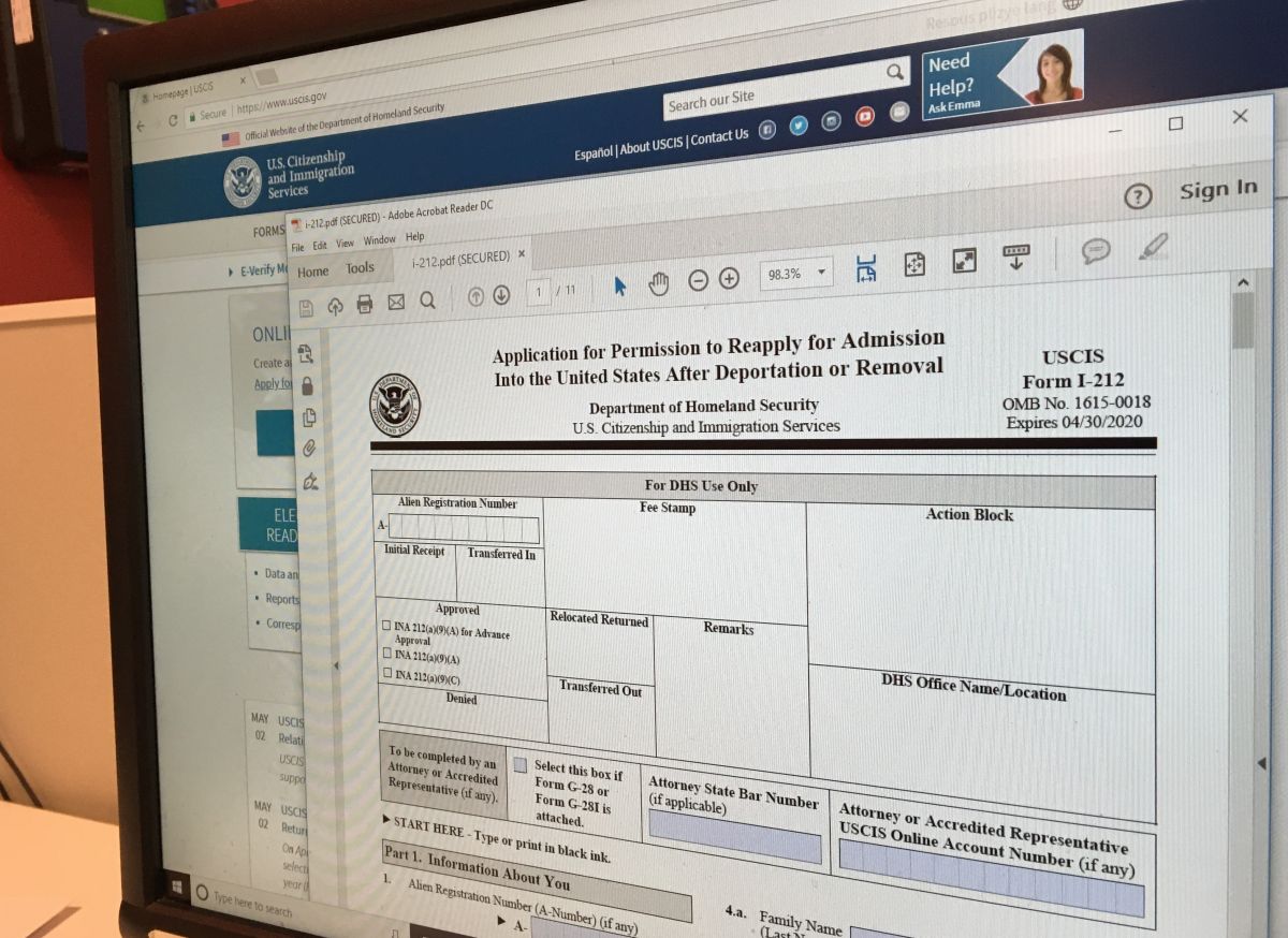 USCIS alerta de ajustes a permiso de reingreso a EEUU - El Diario NY