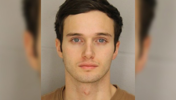 4 años de cárcel por publicar fotos de su ex en una página de ...