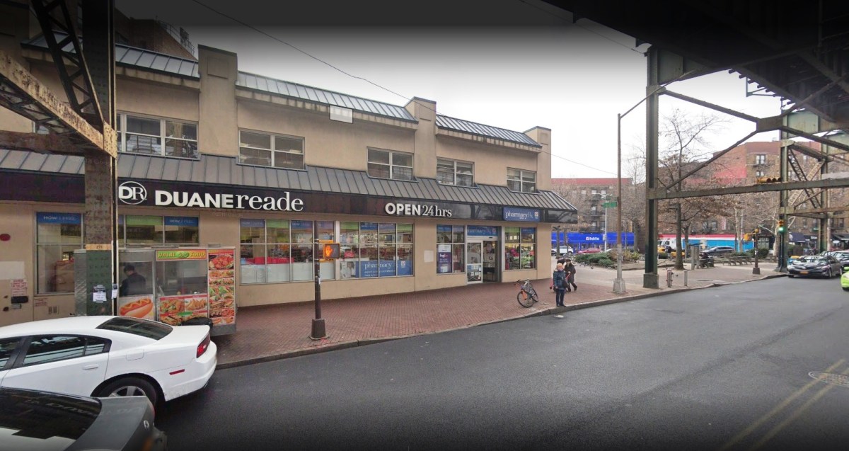 Acuchillaron a empleado de tienda Duane Reade al intentar detener a ...