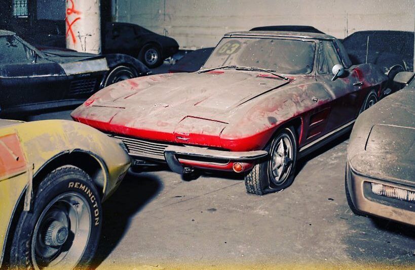 Encuentran 36 Corvettes, 30 años después de haber sido rifados - El ...