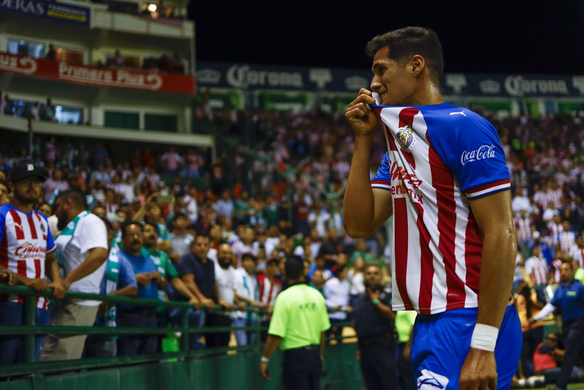 Así son las novatadas en Chivas, “Tepa” González ya lo vivió - El Diario NY