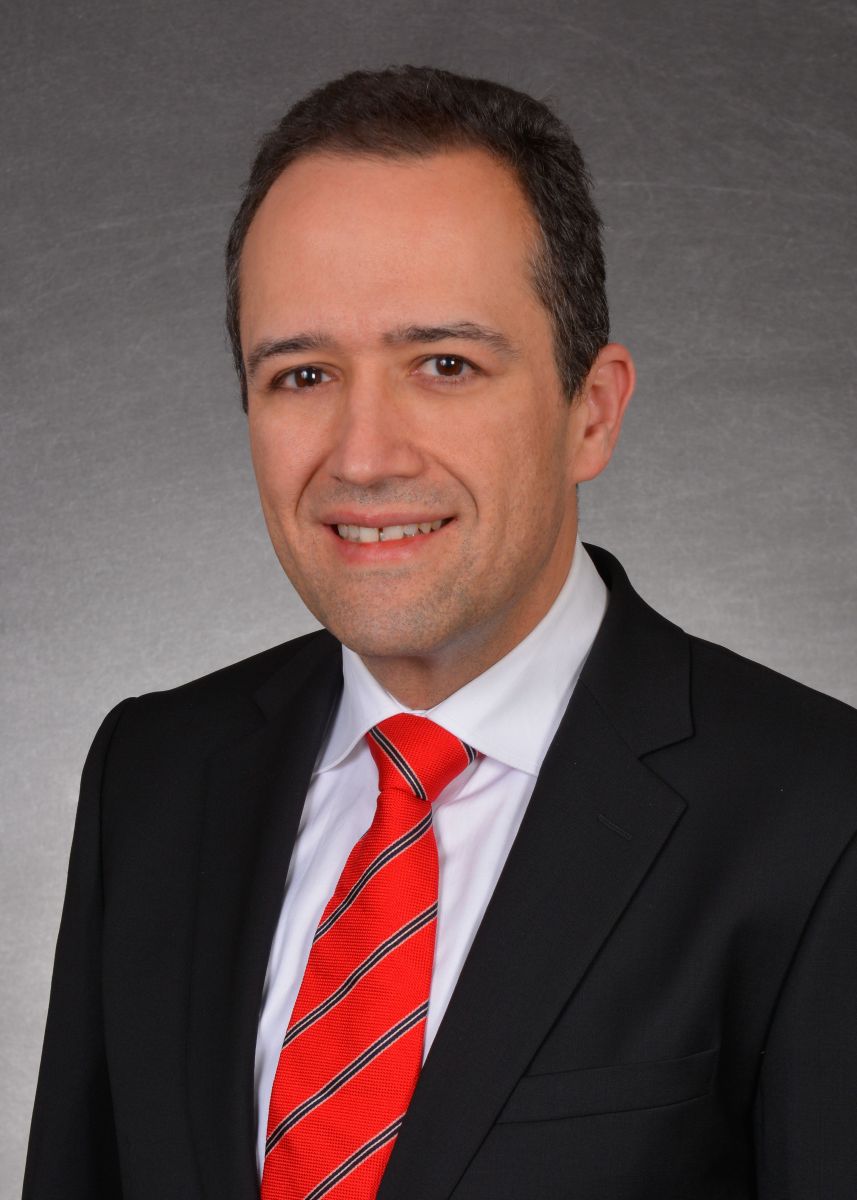 Él Awards: Carlos Gerardo Izzo-Cónsul mexicano de prensa y medios - El ...