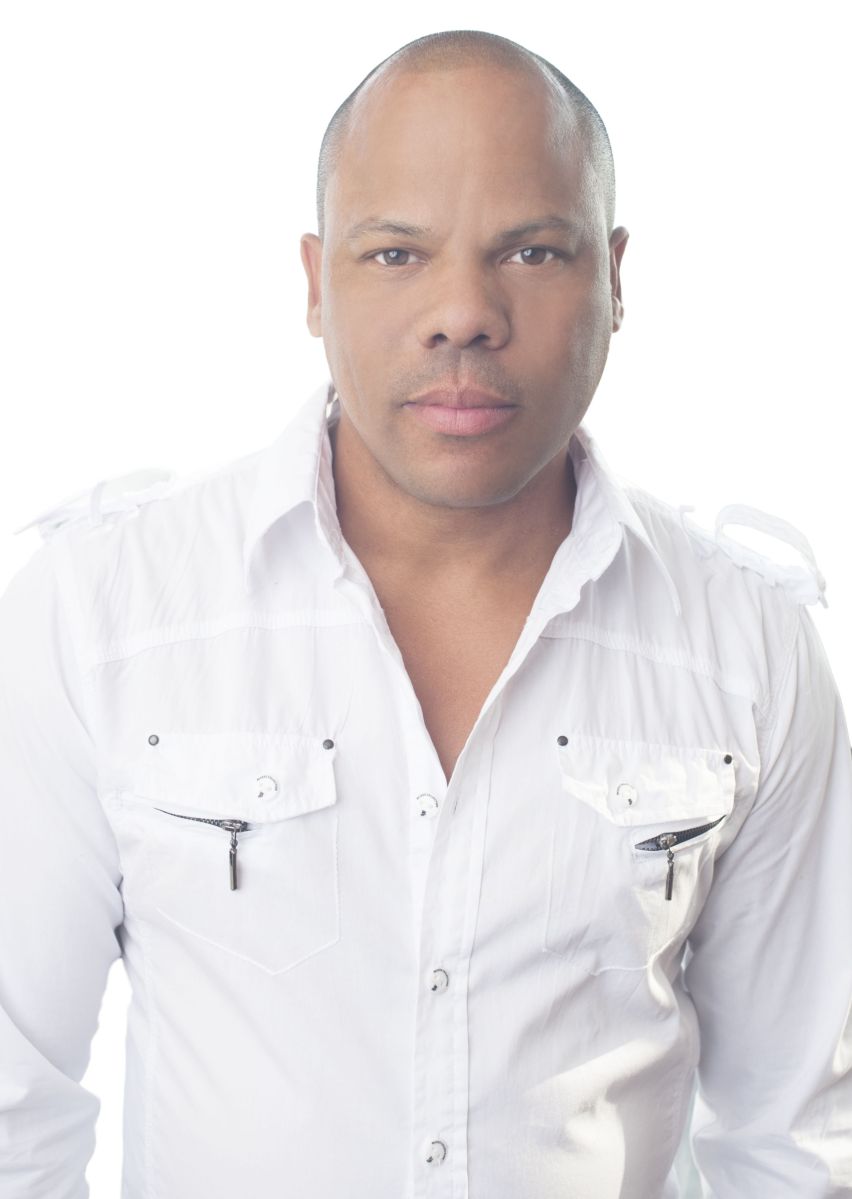 Él Awards: Raúl Acosta-Cantante y fundador de Oro Sólido - El Diario NY