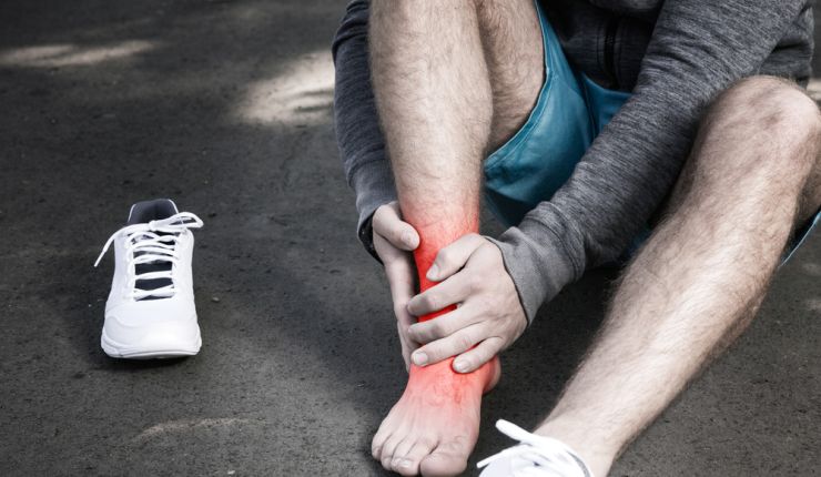 Dolor en los tobillos: conoce los síntomas y tratamiento - El Diario NY