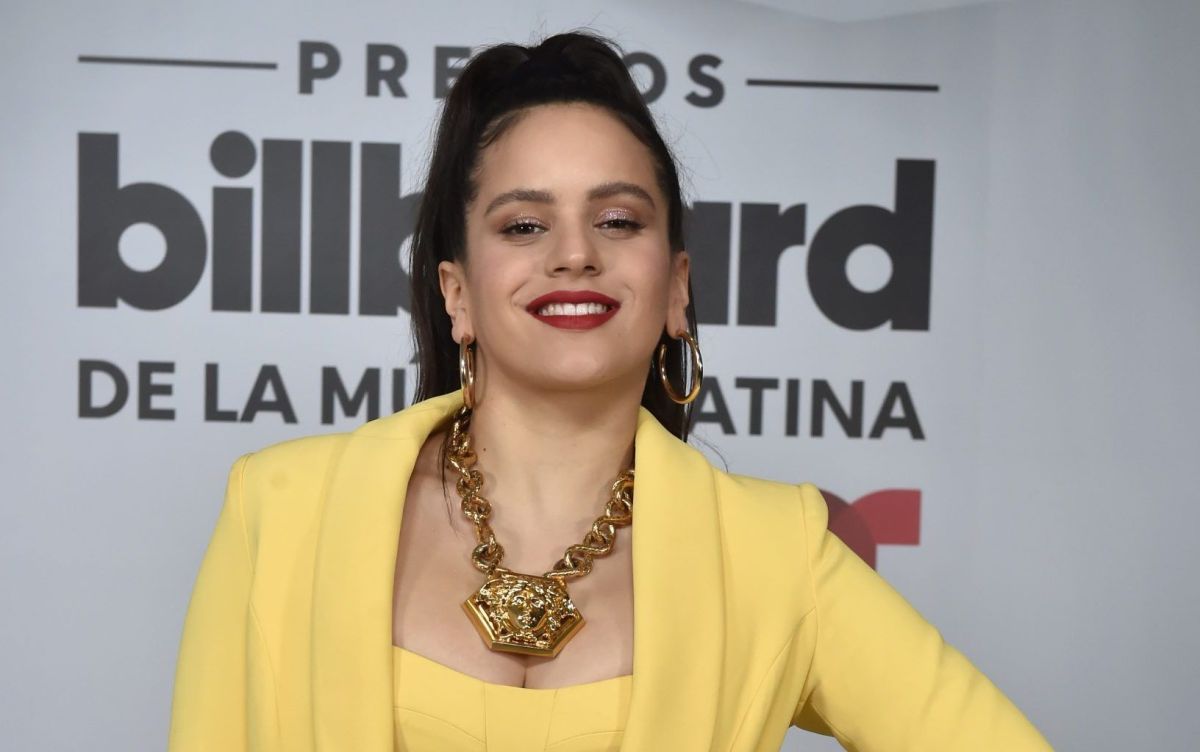 Rosalía usó un atuendo tan corto, que se le vio la ropa interior - El ...