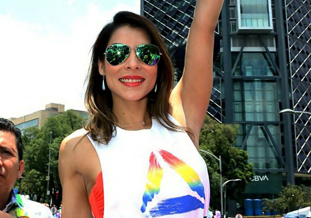 María León comparte foto en bikini, y sus fans aseguran que tiene el ...