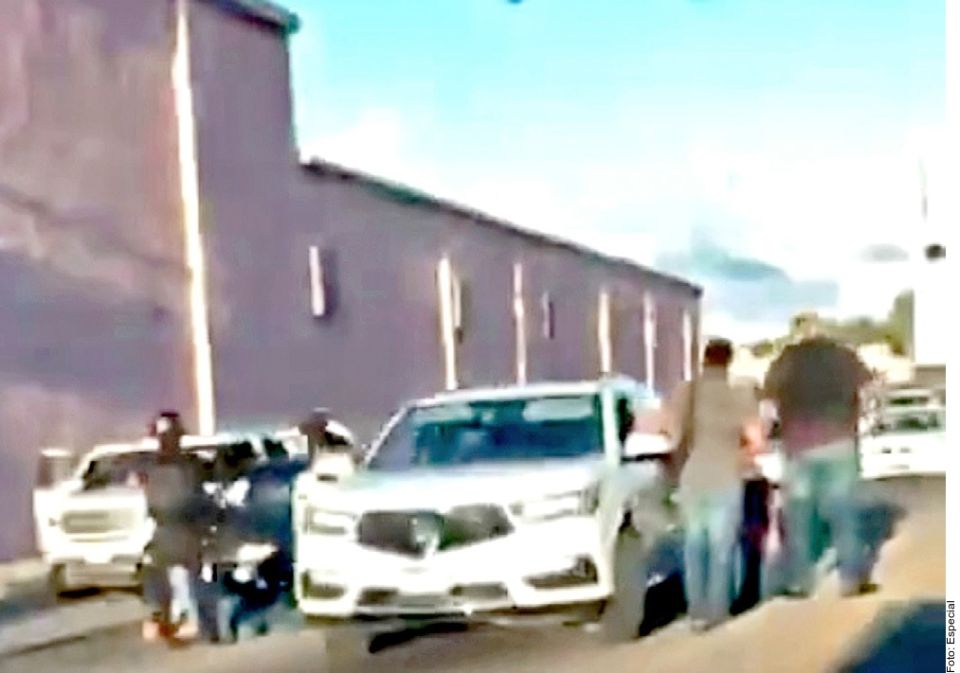 El narco causa terror en Culiacán con retenes en carreteras para tirar ...