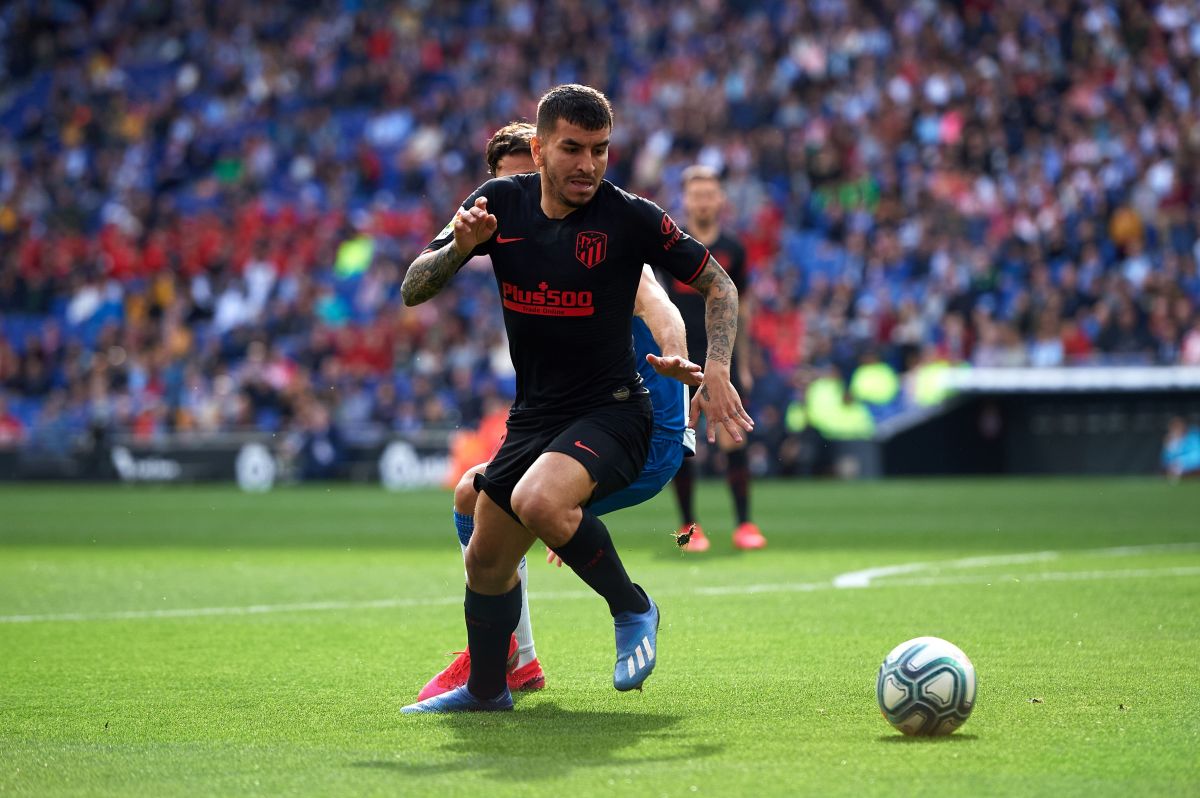 Tipazo: Ángel Correa se rapó para apoyar a su madre en la lucha contra ...