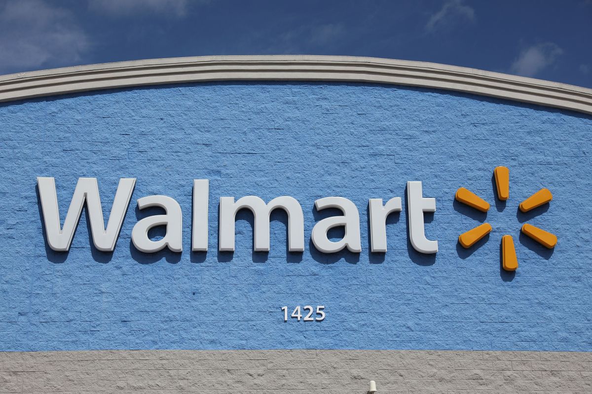 Walmart contrata a más de 30,000 veteranos en Texas - El Diario NY
