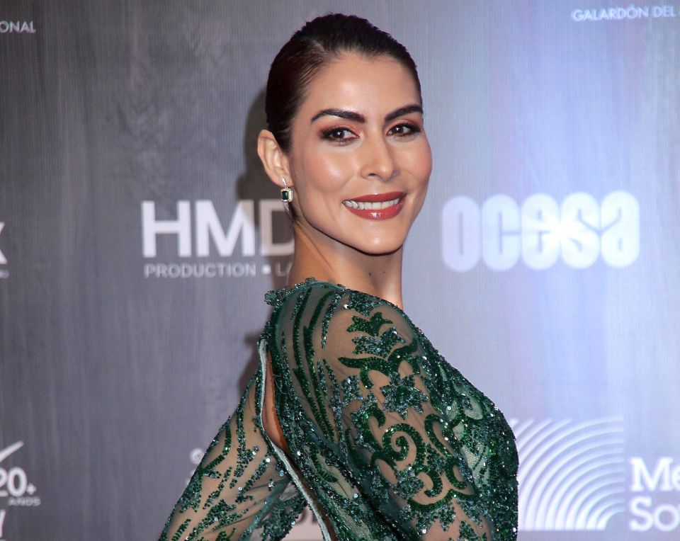 María León presume su flexibilidad con diminuto short - El Diario NY