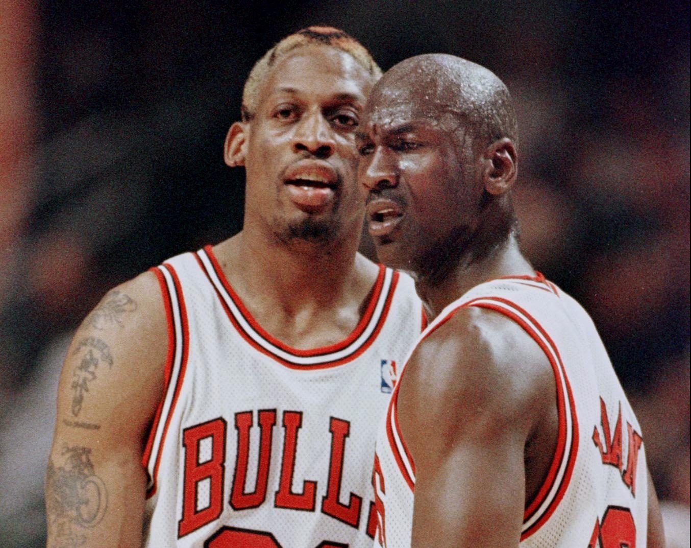 La escandalosa vida de Dennis Rodman: Desde el matrimonio consigo mismo ...