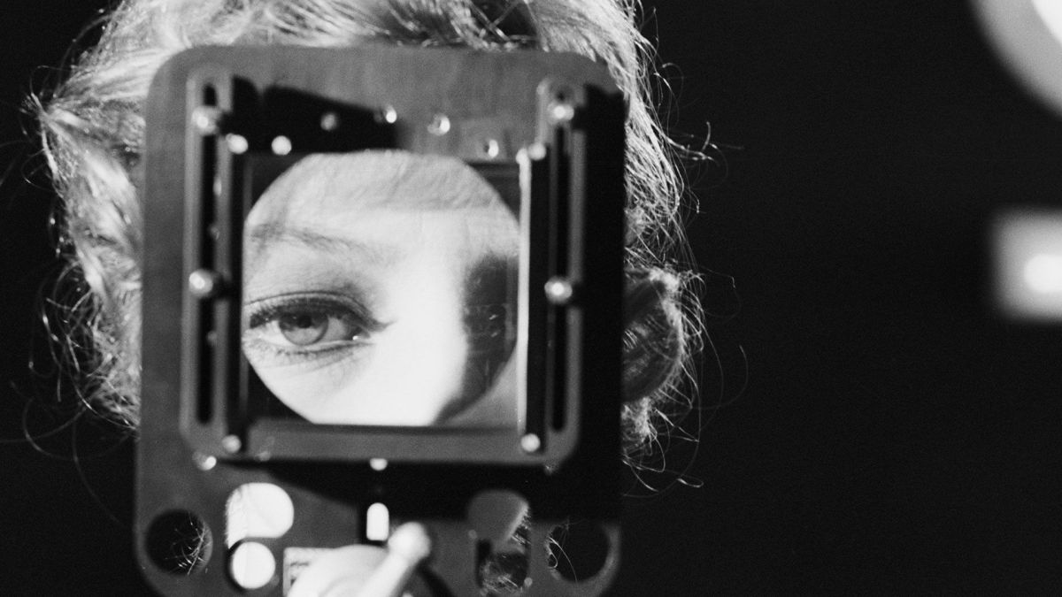 Crean un ojo artificial capaz de imitar la resolución de la visión ...