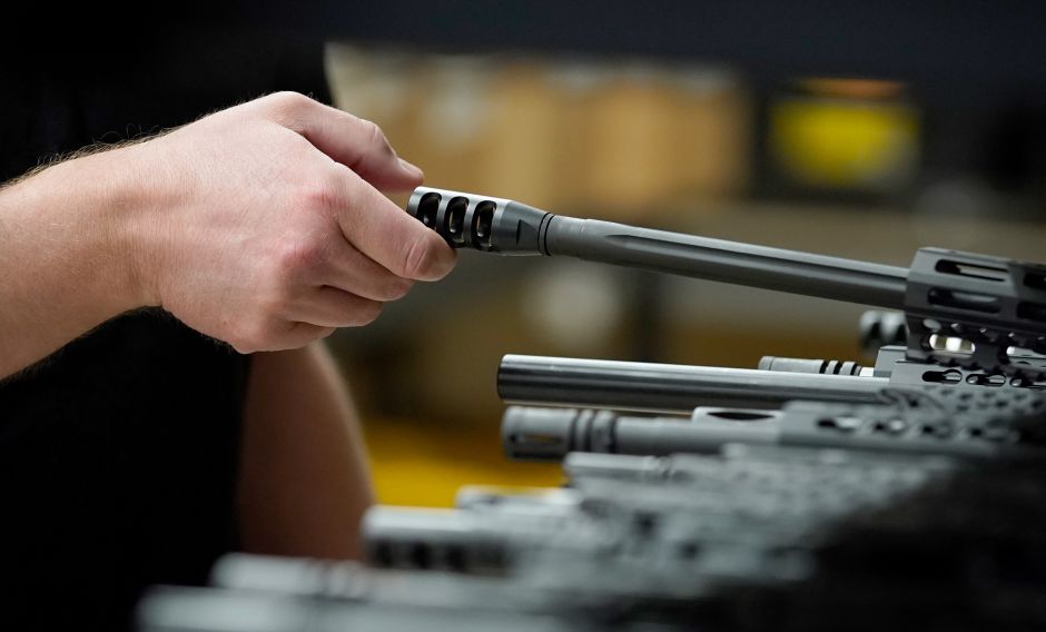 Las ventas de armas en Estados Unidos aumentan 134% en julio alcanzando ...