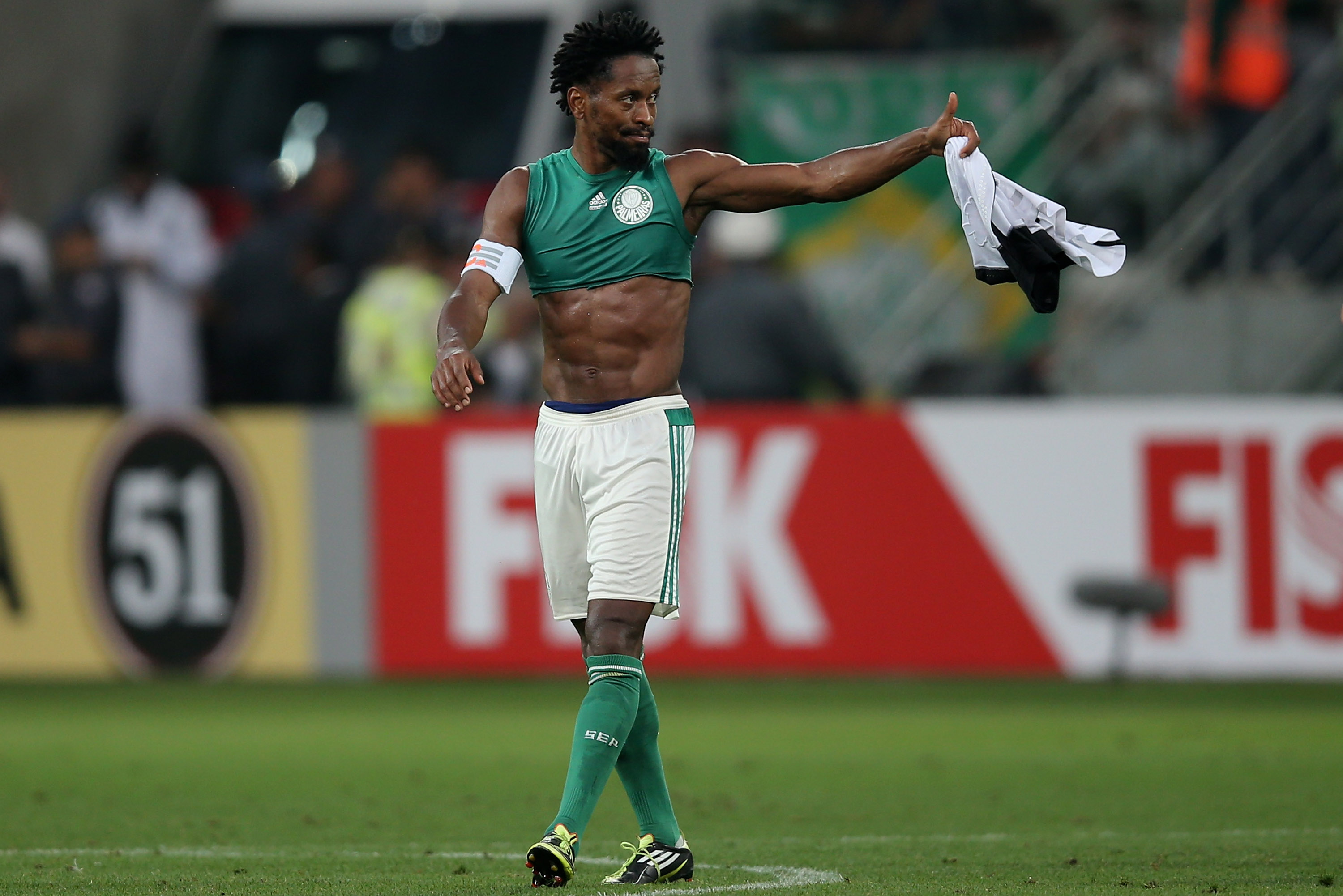 Zé Roberto asegura que a sus 46 años tiene mejor físico que Cristiano ...