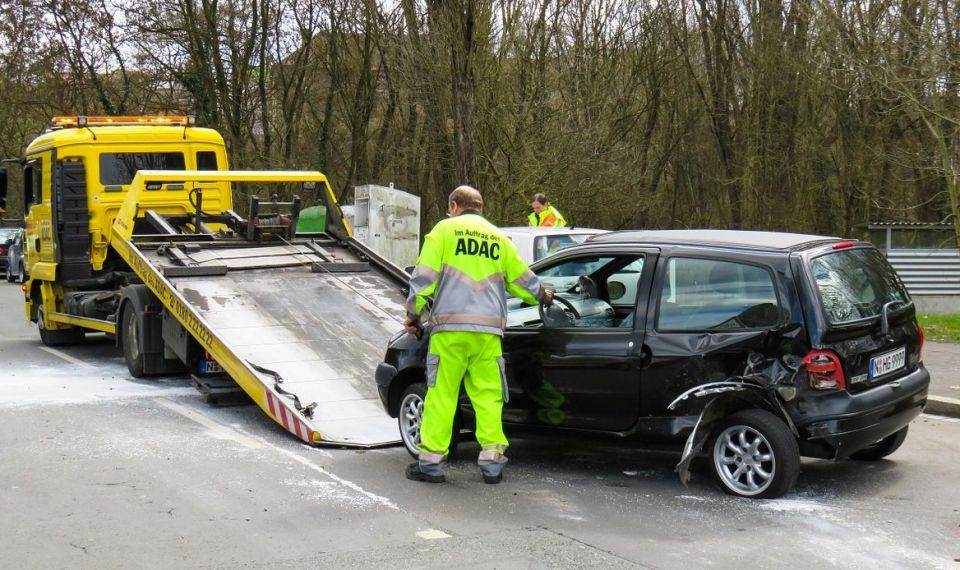 Cómo remolcar tu auto de forma correcta sin causarle ningún daño - El ...