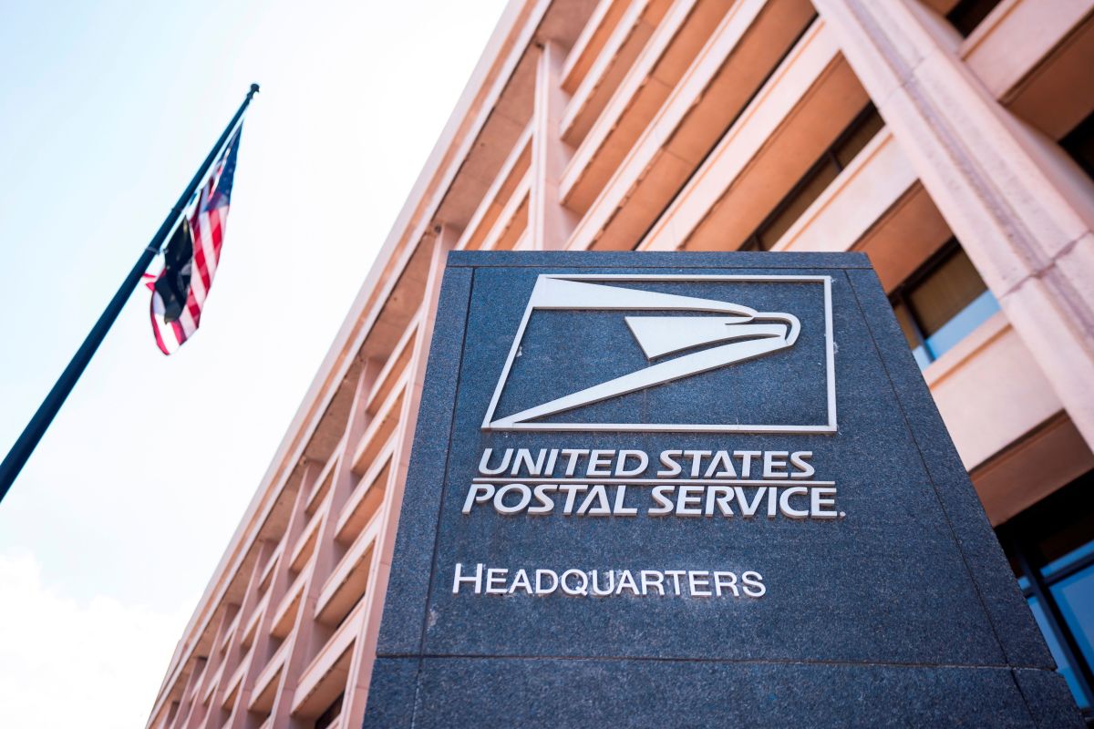 USPS compra 50,000 vehículos de próxima generación, 10,000 serán ...