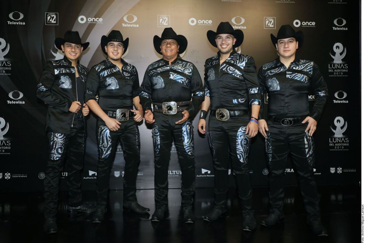 Para Bronco es un orgullo que la gente aprenda español con sus ...