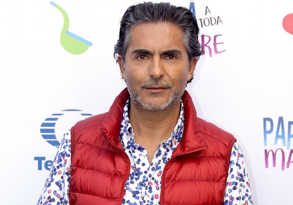 Camila, la hija de Raúl Araiza, se luce en leggings al hacer increíbles ...