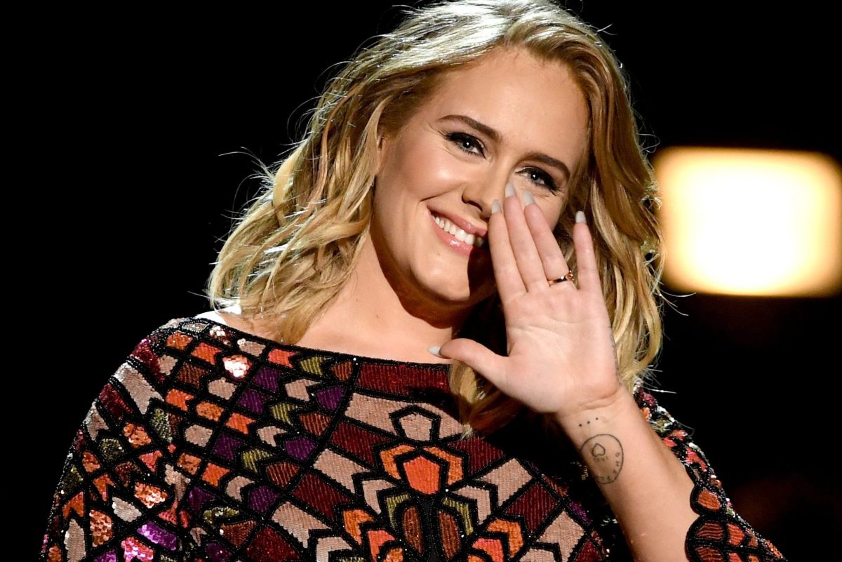 Adele reaparece en Instagram con unas fotos al natural para celebrar ...