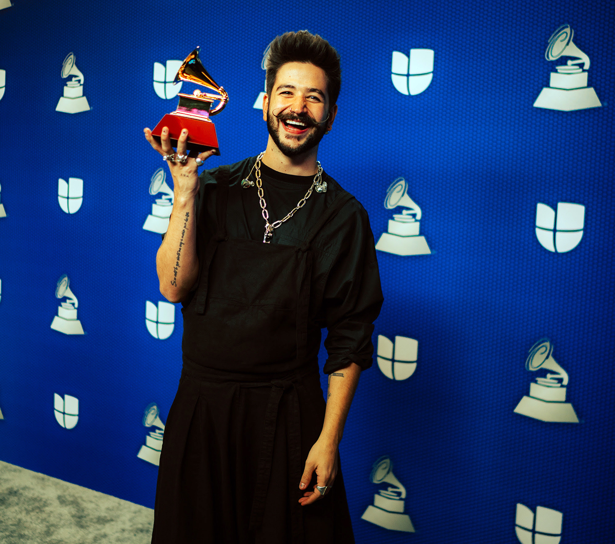 Después de ganar su primer Latin Grammy, Camilo confiesa cómo nació ...