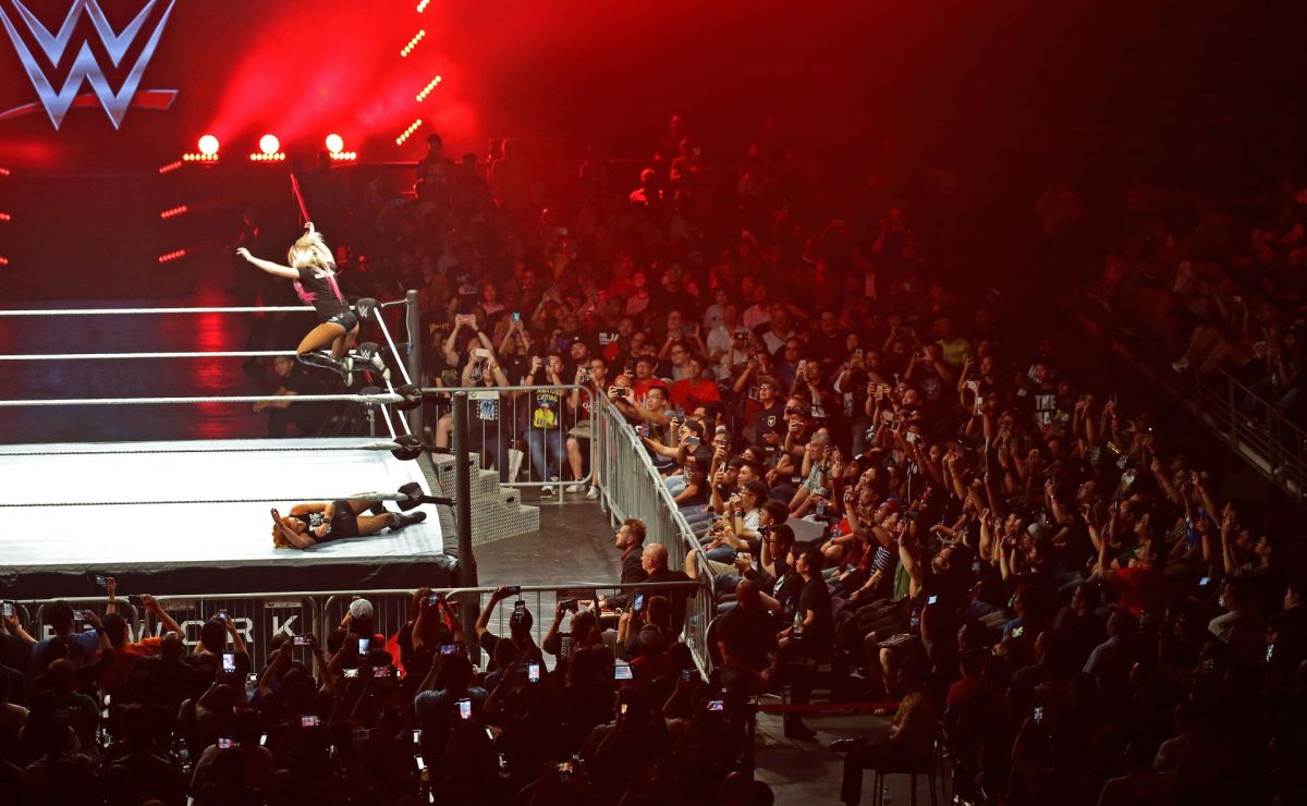 Tyler Reks, superestrella de la WWE, revela su nueva identidad como ...