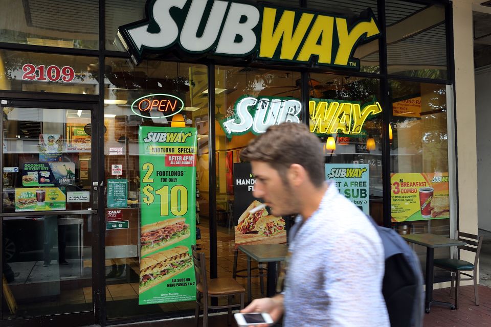 Subway: los populares condimentos, salsas y aderezos que discontinuará ...