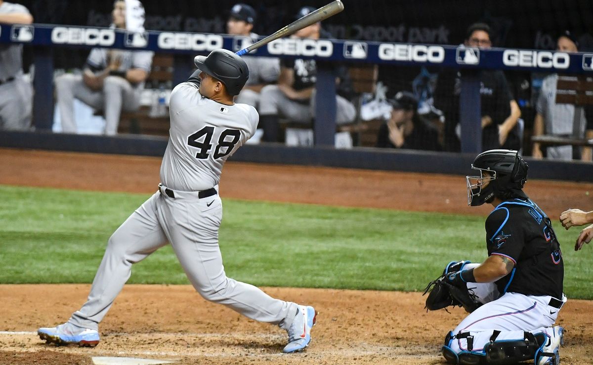 Video: En su primer día como Yankee Anthony Rizzo sacó dantesco jonrón ...