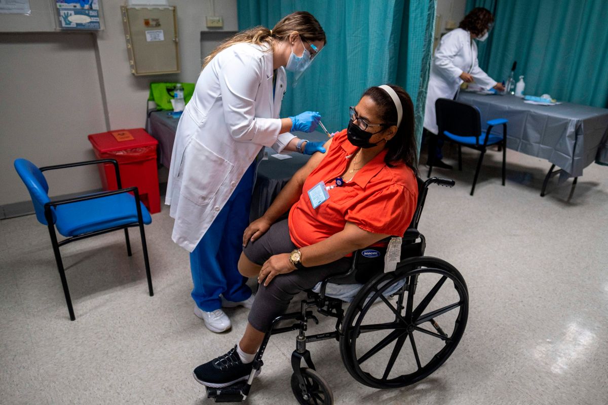 Cheque de $2,000 para miles de trabajadores esenciales en Puerto Rico ...