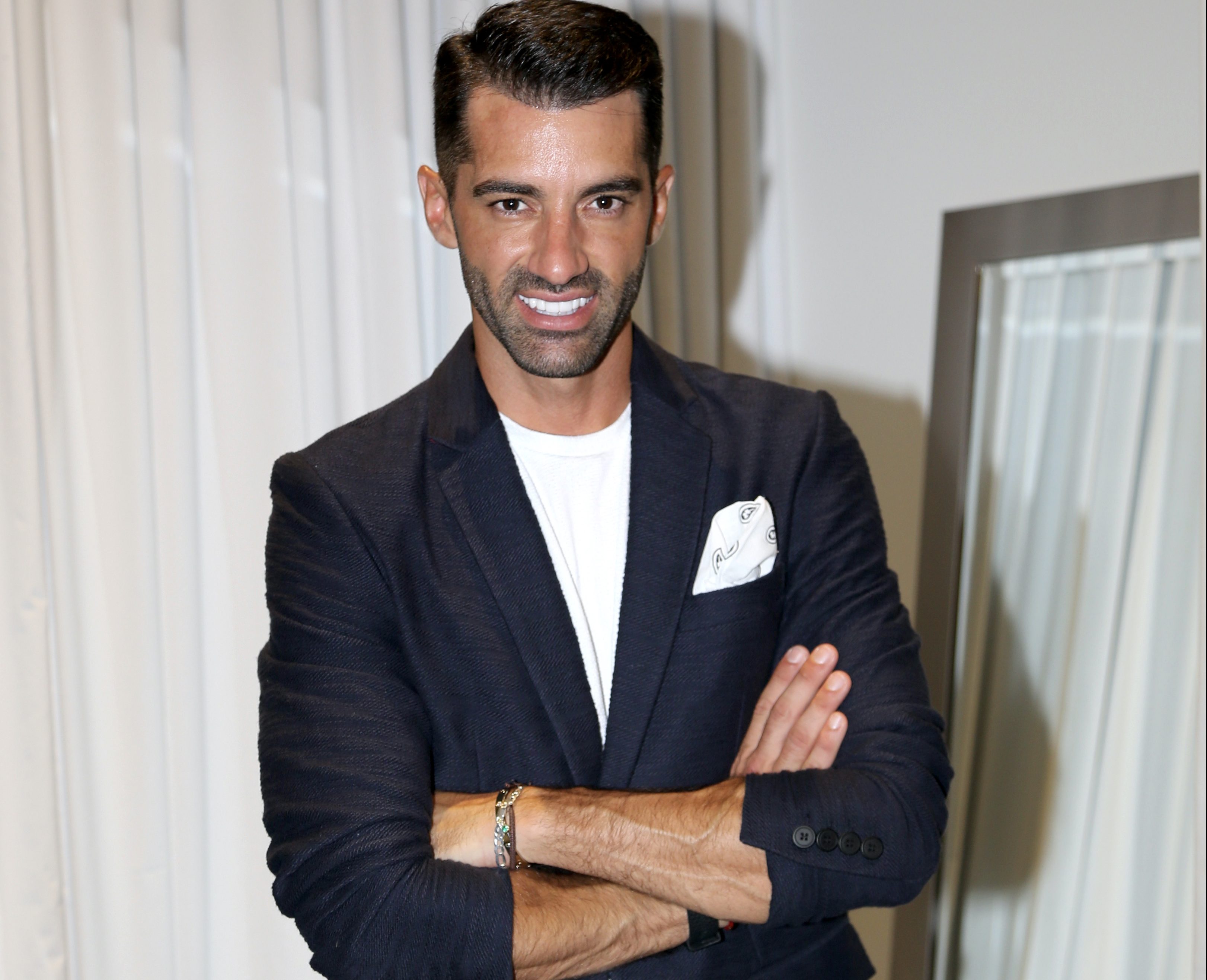 Toni Costa, ex de Adamari López, celebra un gran logro y dicen que luce ...