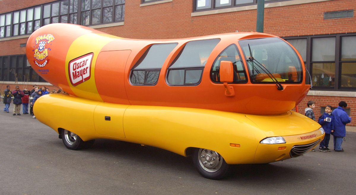 Wienermobile, a disposición para viajes en Lyft - El Diario NY