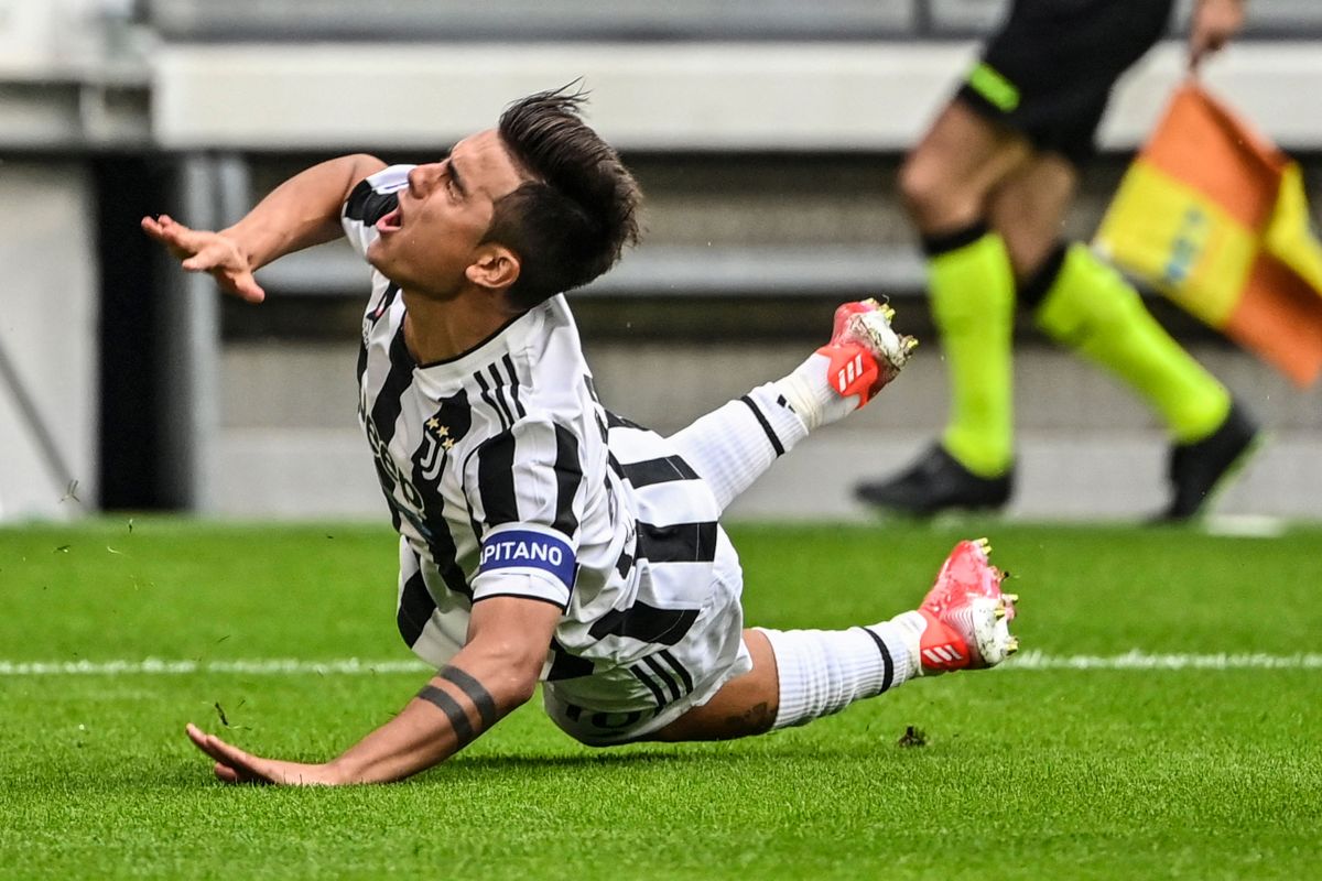 Otra lesión muscular: Paulo Dybala se retira entre lágrimas tras marcar ...