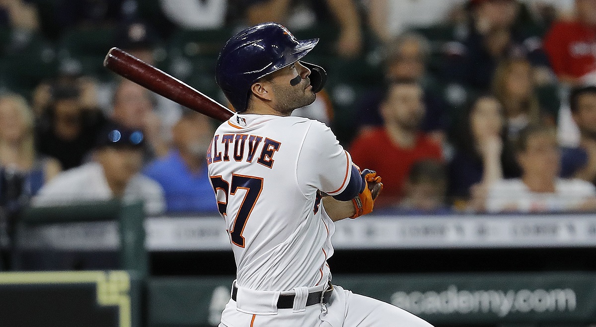 José Altuve igualó a Derek Jeter y es el cuarto pelotero en sacar 20 jonrones en Playoffs [Video ...
