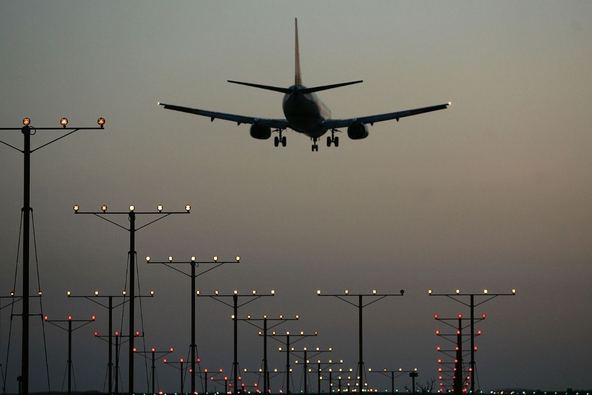 EE.UU. registra la semana con más tráfico aéreo desde el inicio de la ...