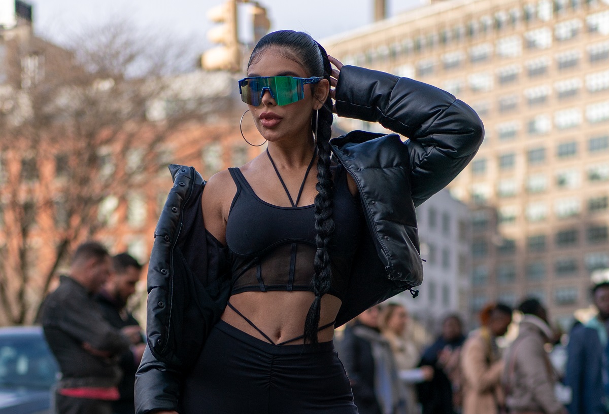 La sensual venezolana que es novia de Vinicius fue a verlo y lo apoyó ...