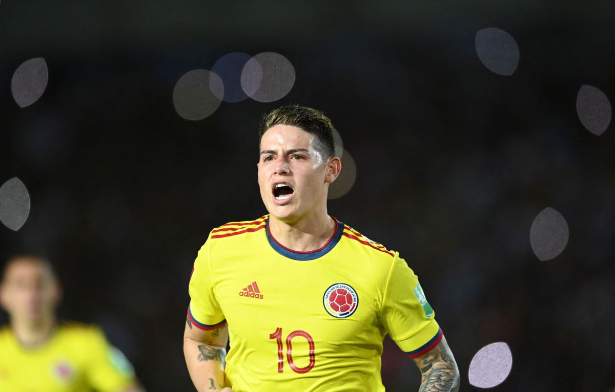 ¿Y el azul de Karol G? James Rodríguez vuelve a pintarse el cabello y ...