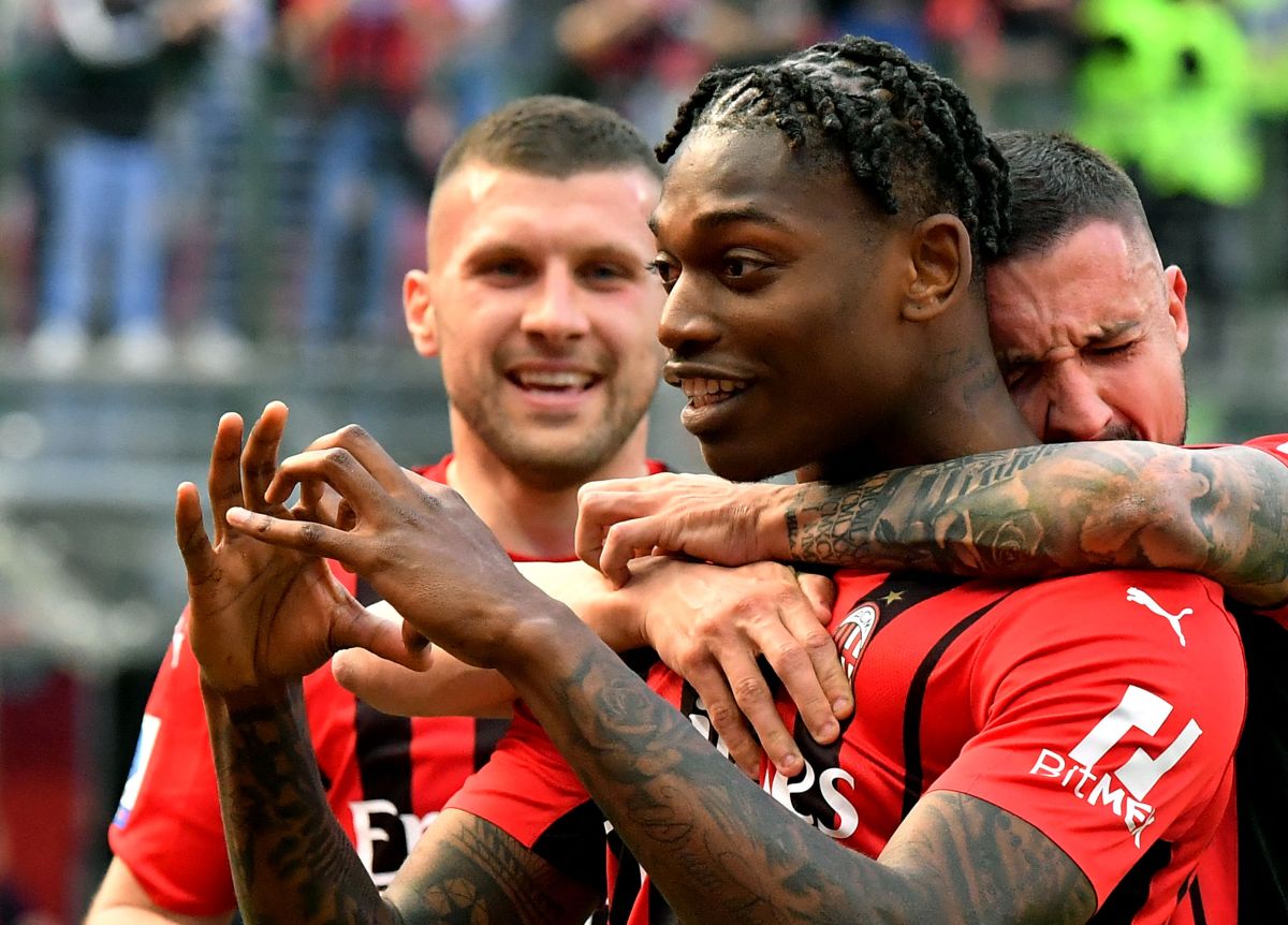 Con lo justo: AC Milan venció a la Fiorentina y mete presión al Inter ...