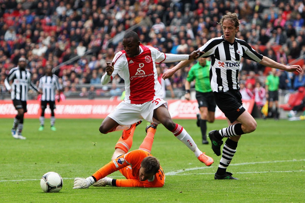 Exfutbolista del Ajax Jody Lukoki murió a los 29 años de edad por ...